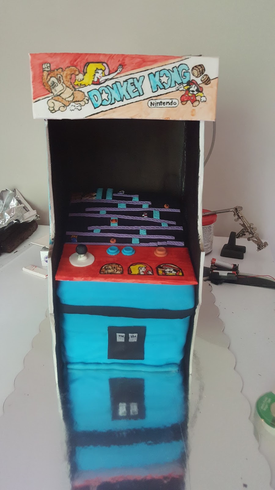 Ashwood Manor: The Most Extreme Cake I'll Ever Make (Probably): Arcade Cake