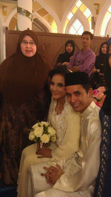 Khairul's Mahamad: Gambar Perkahwinan Azza Elite