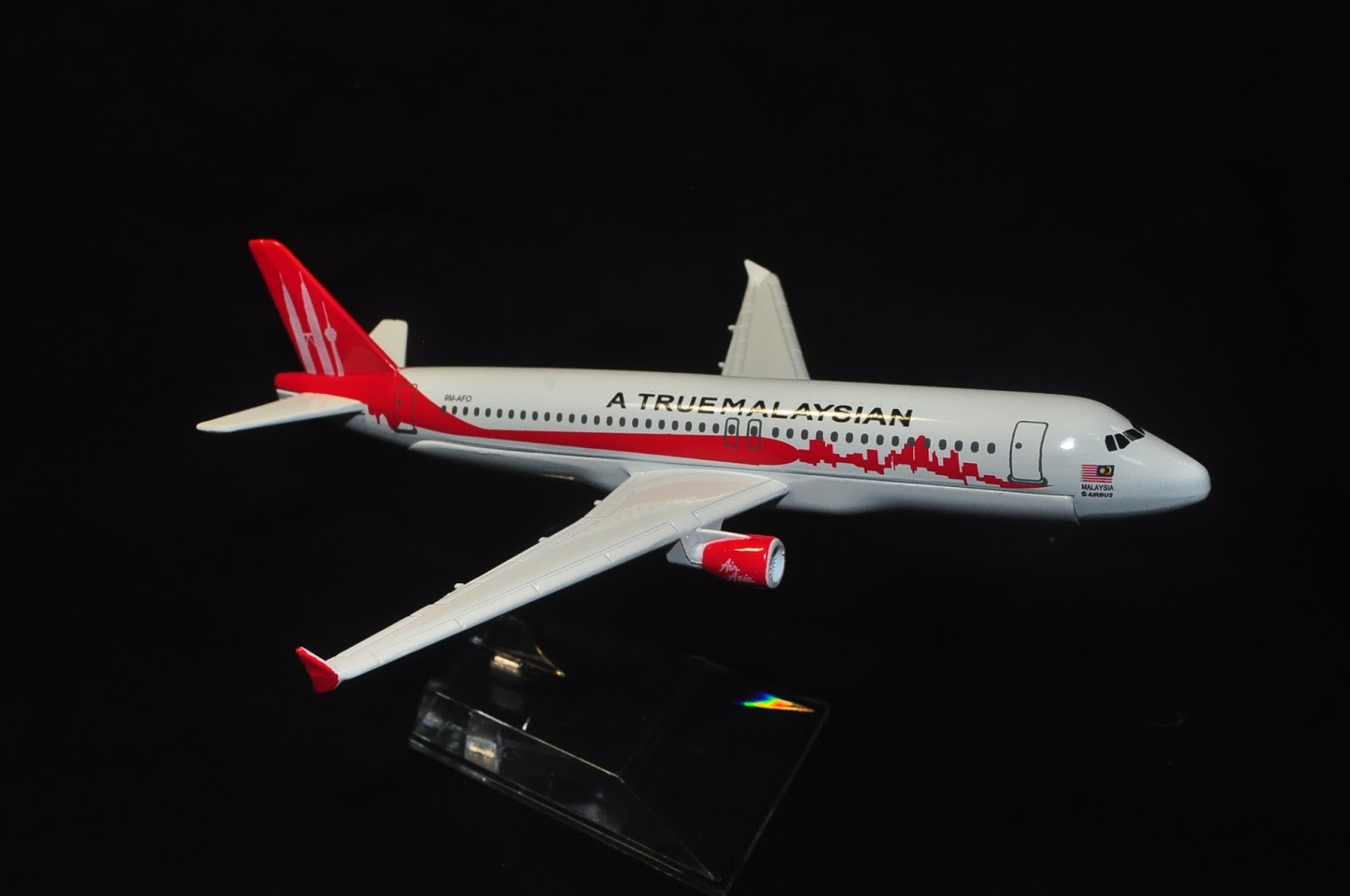 Aeroplane Model: AIRASIA TRUE MALAYSIAN AIRBUS A320