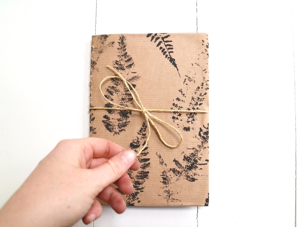 DIY Leaf Print Mini Journal | The Freckled Fieldnotes