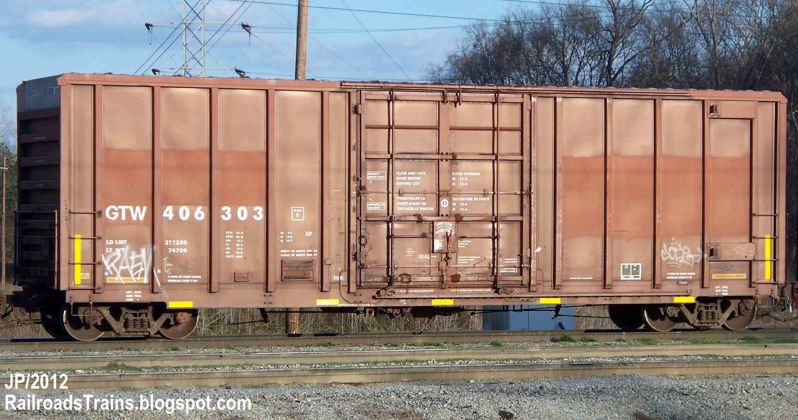 RAILROAD Freight Train Locomotive Engine EMD GE Boxcar BNSF,CSX,FEC,Norfolk Southern,UP,CN,CP ...