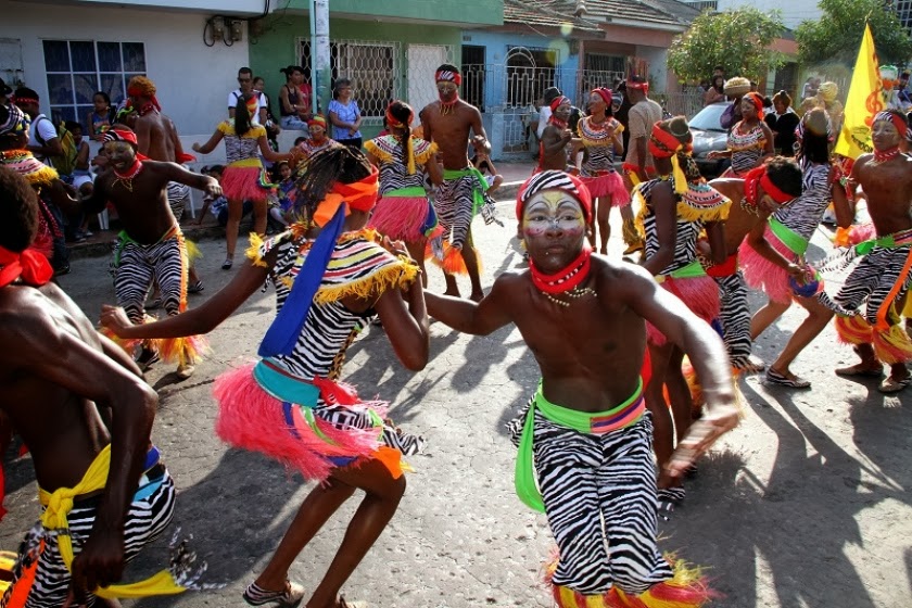 danzas populares: EL Mapale (danza popular de Colombia)