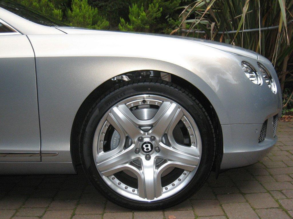 Thomson Car Reviews: Bentley Continental GT