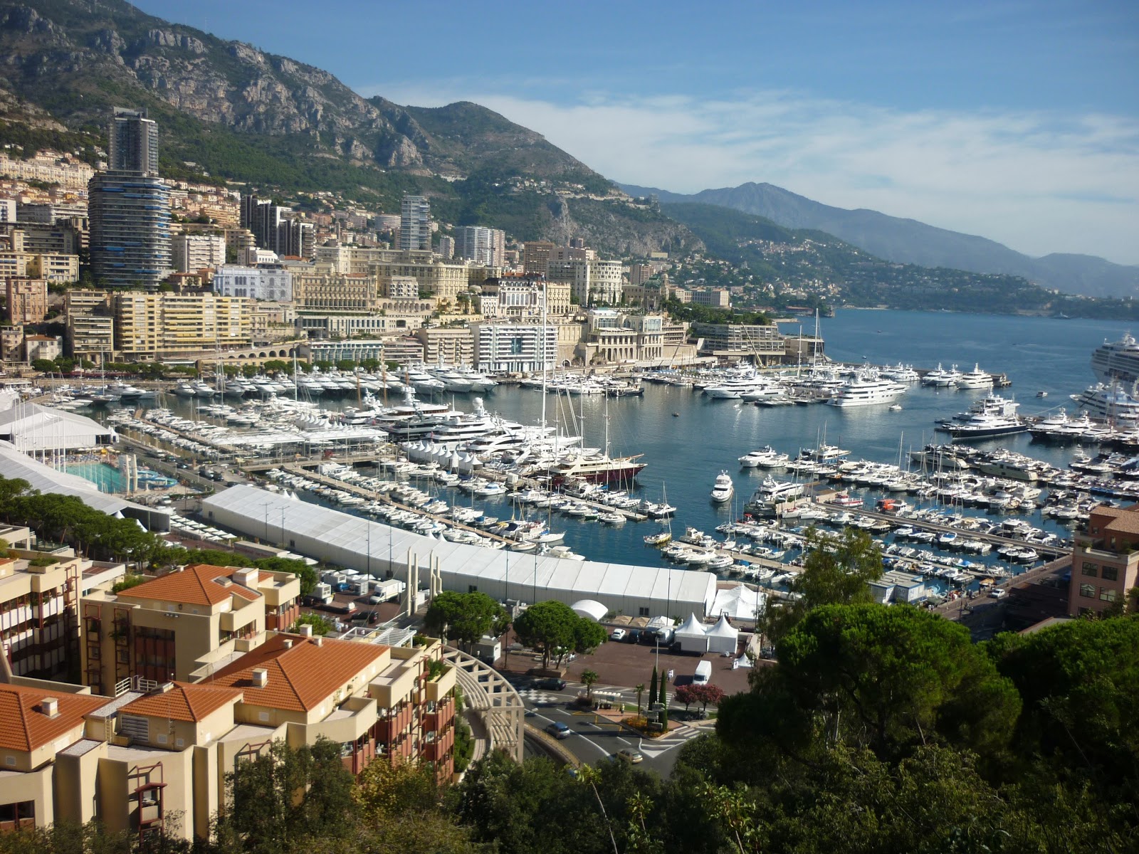 Cosa vedere a Montecarlo in un giorno - Montagna di Viaggi