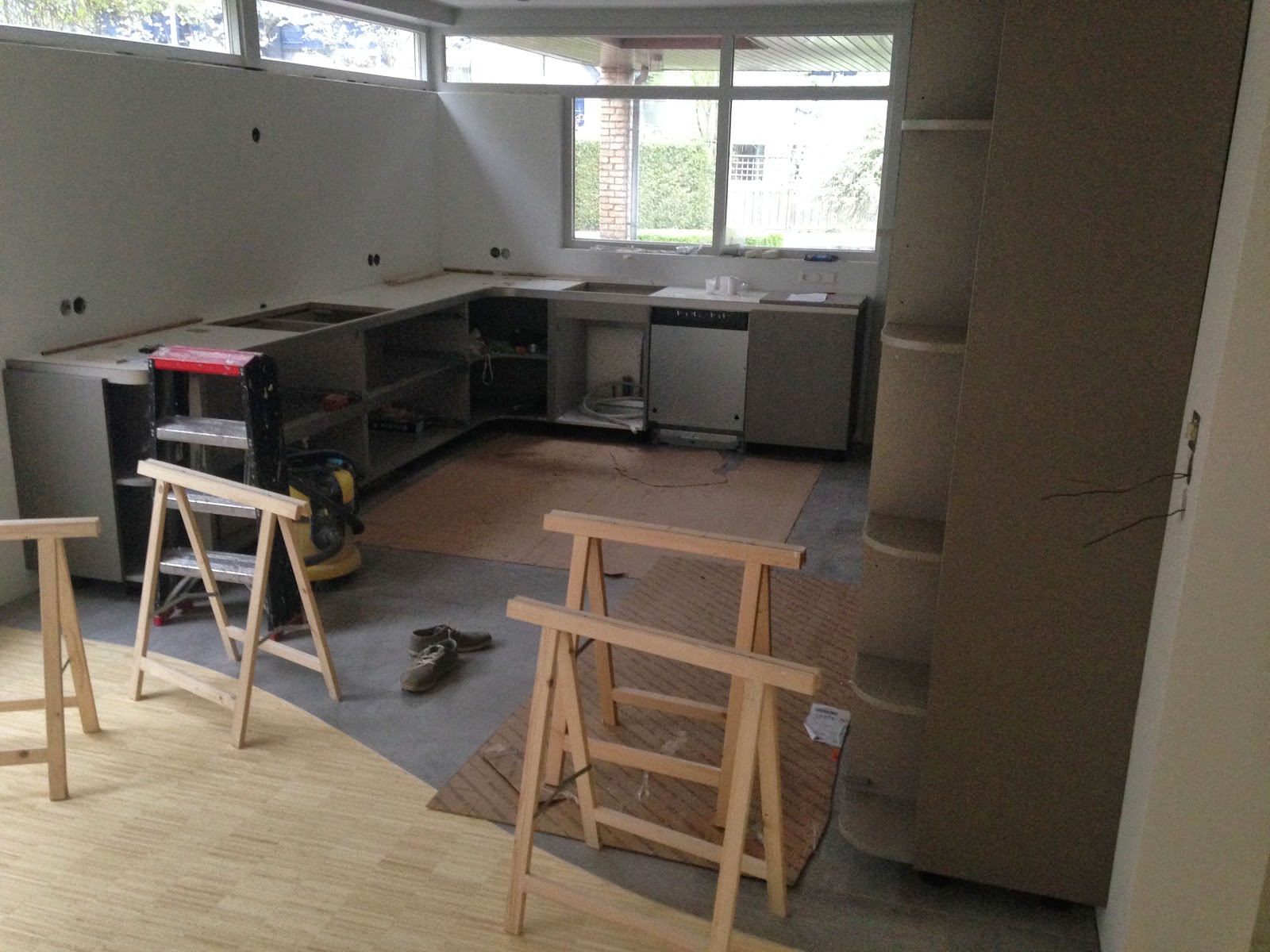 De Grote Verbouwing: Vloeren en keuken klaar