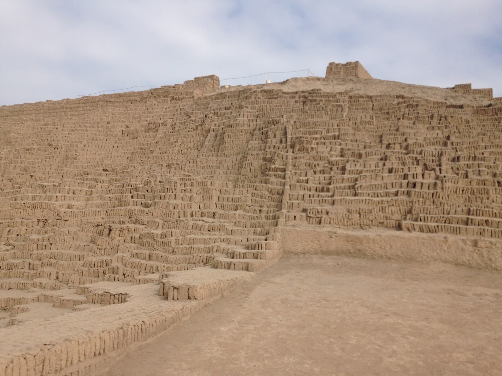 BIENVENIDOS: HUACA PUCLLANA