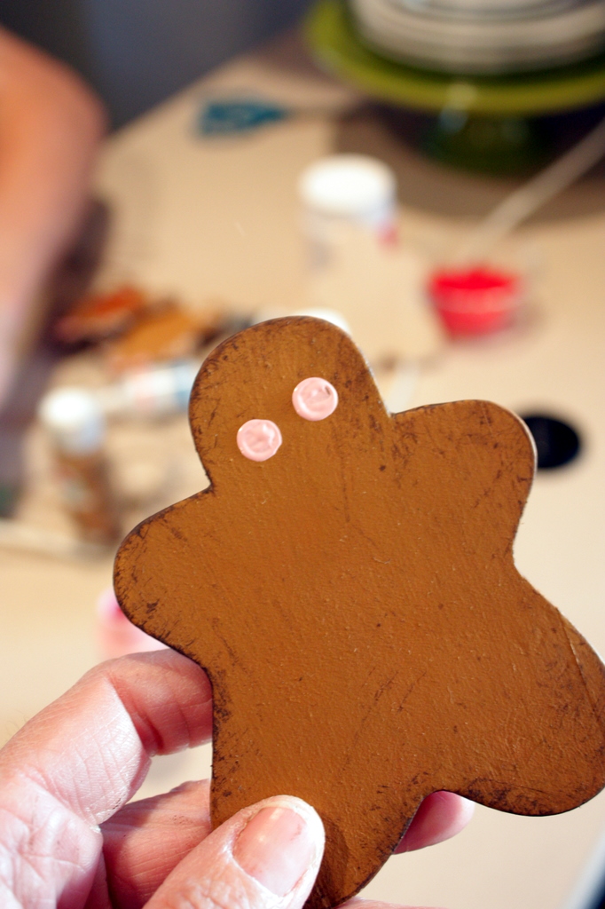 Sweet Something Designs: Gingerbread Man {A Tutorial}