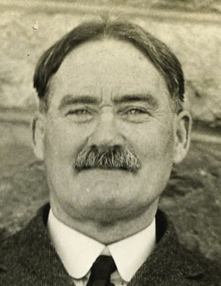 Morte na História: MORTE DE JAMES NAISMITH