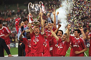 Palavra Acesa: COPA DOS CAMPEÕES DA EUROPA, 2001