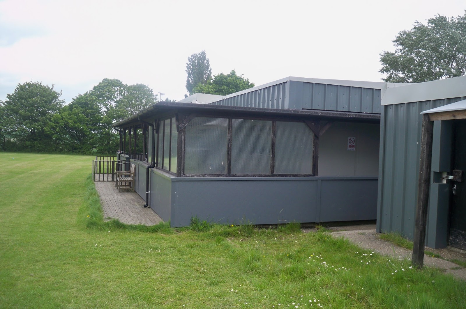 Football Grounds visited by Richard Bysouth: Rayleigh Town FC