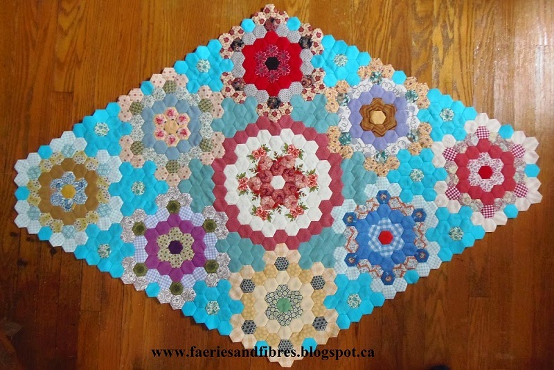 Faeries and Fibres: Tutorial: Planning the construction of a hexagon quilt