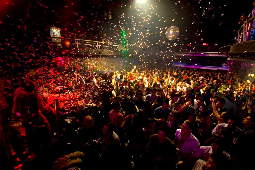 10 discotecas donde bailar y divertirse en Buenos Aires | Guia de ...