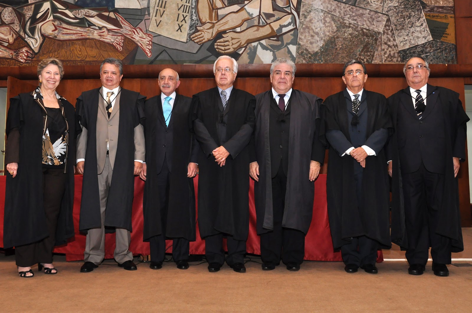 Em dia com Heleno Maia: TJMG TEM NOVO PRESIDENTE