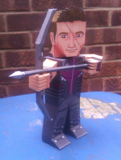 The Avengers Hawkeye Papercraft | Papercraft Paradise | PaperCrafts ...