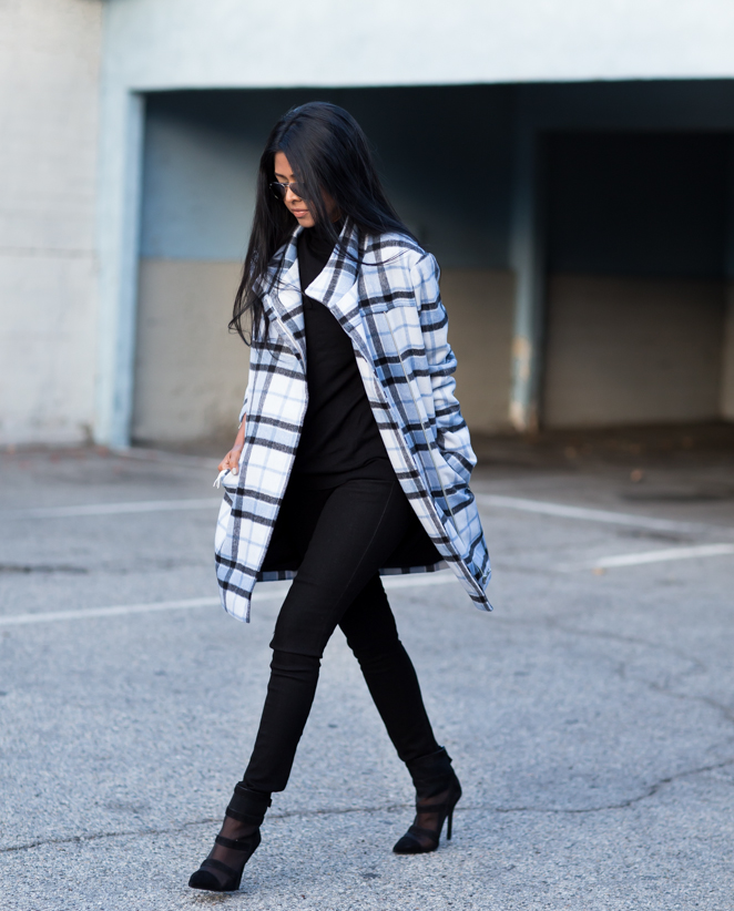 POWDER BLUE COAT - Walk In Wonderland