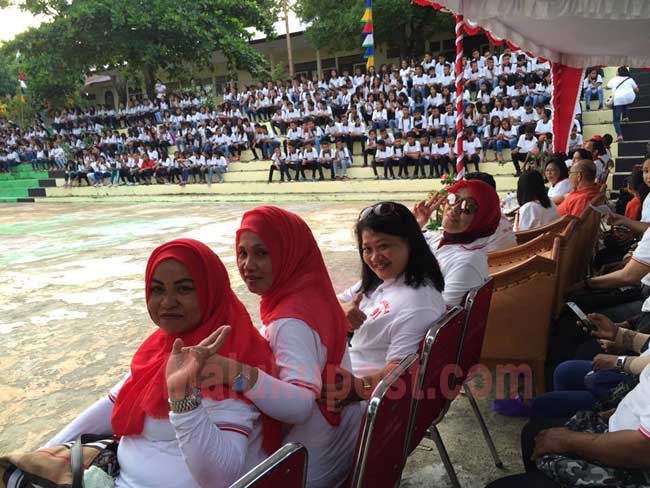 Reuni Perak Alumni 1991 SMAN Lateri Sukses - Maluku Post