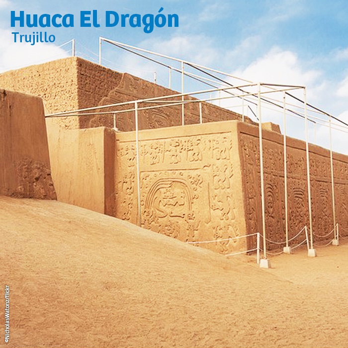 Huaca El Dragón o Arco Iris en La Esperanza