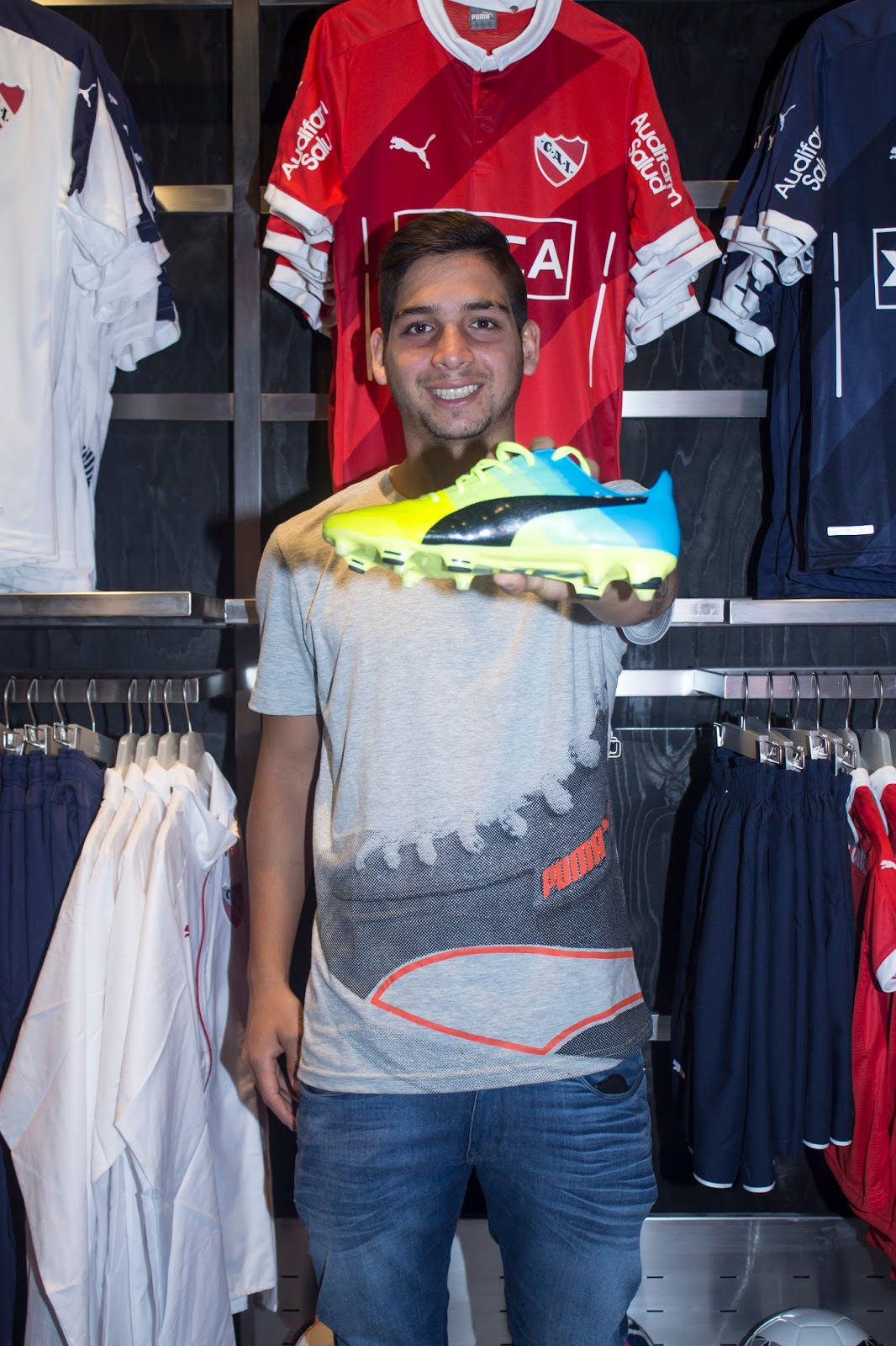 Puma Unicenter: un local a pura tecnología - MUNDO NORTE