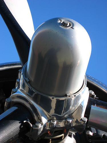 CUSTOM WIND MACHINES