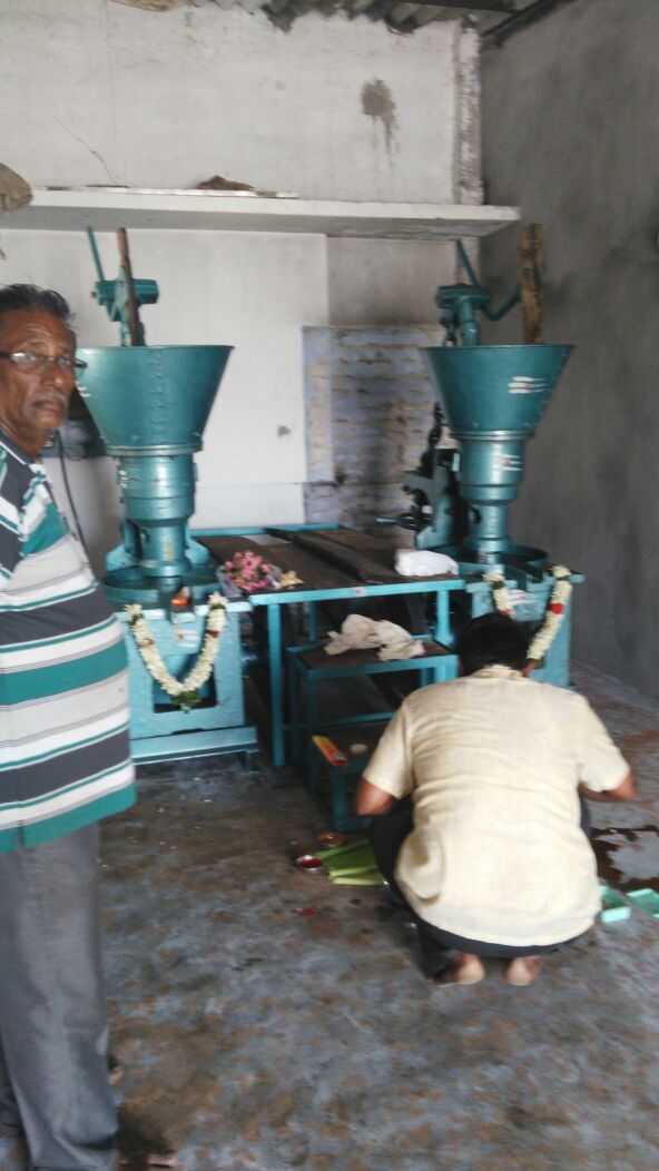 MaraChekku machine: Oil Chekku Manufacture in Tamilnadu
