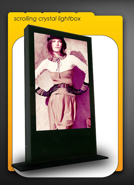 PRToday: outdoor-Scrolling crystal lightboox-6 posters pvc