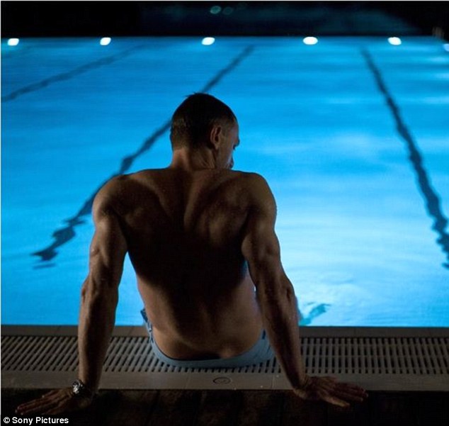 Hello Celebrity: He's back (in his Speedos)! First picture of new James ...