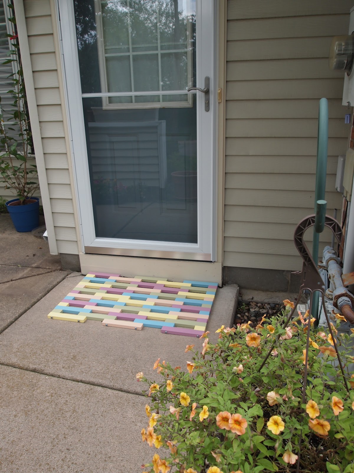 Craft Room Confidential: Wooden Floor Mat