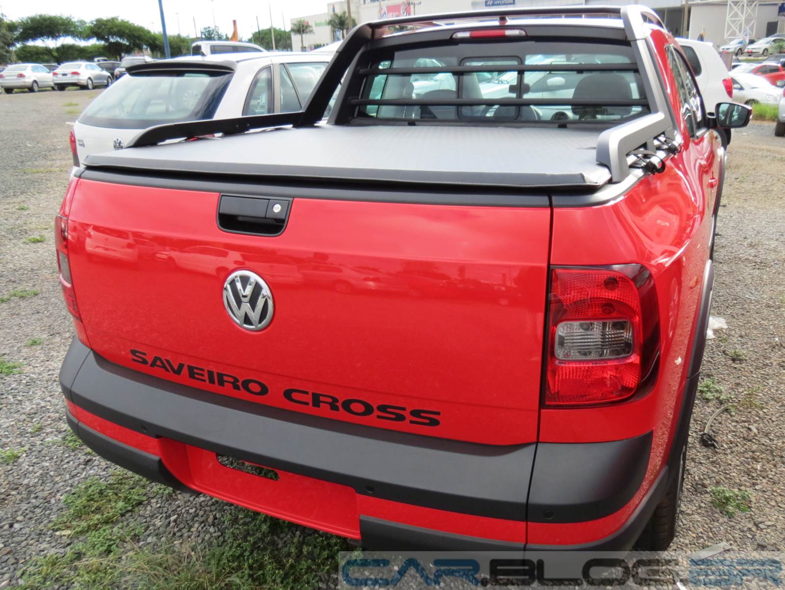 VW Saveiro 2013 é vendida com desconto de até 12% às vésperas do ...