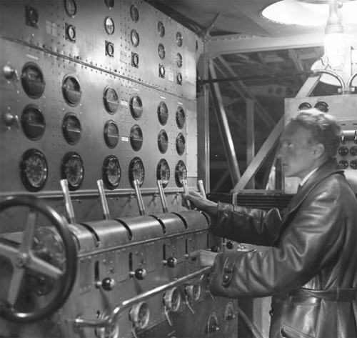 Daydream Notes: The Story of the R100 and R101 V: Finals