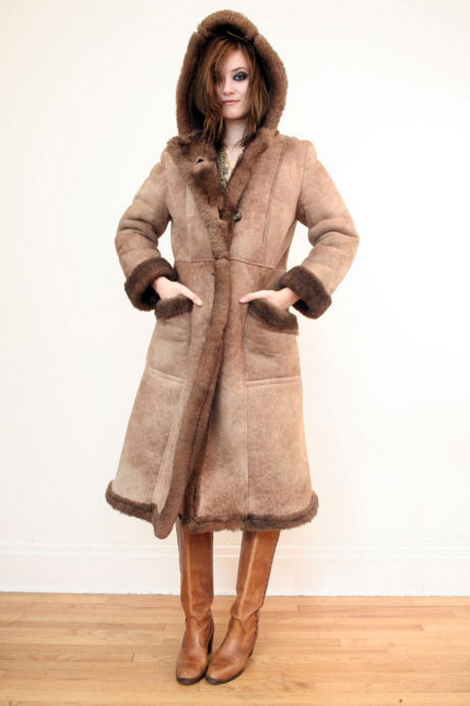 Sheepskin Shearling lover: Classic long vintage sheepskin coat