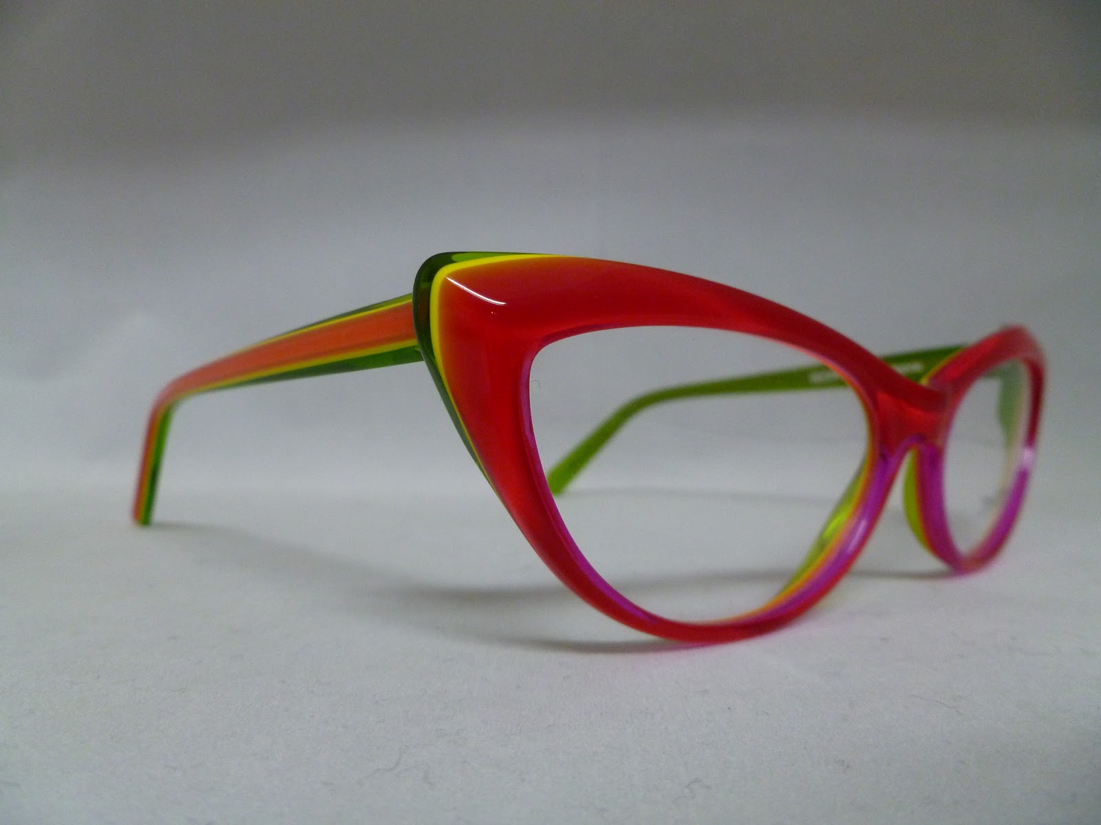 CATEYE Spectacles: TRACTION | EyeWear | SunWear