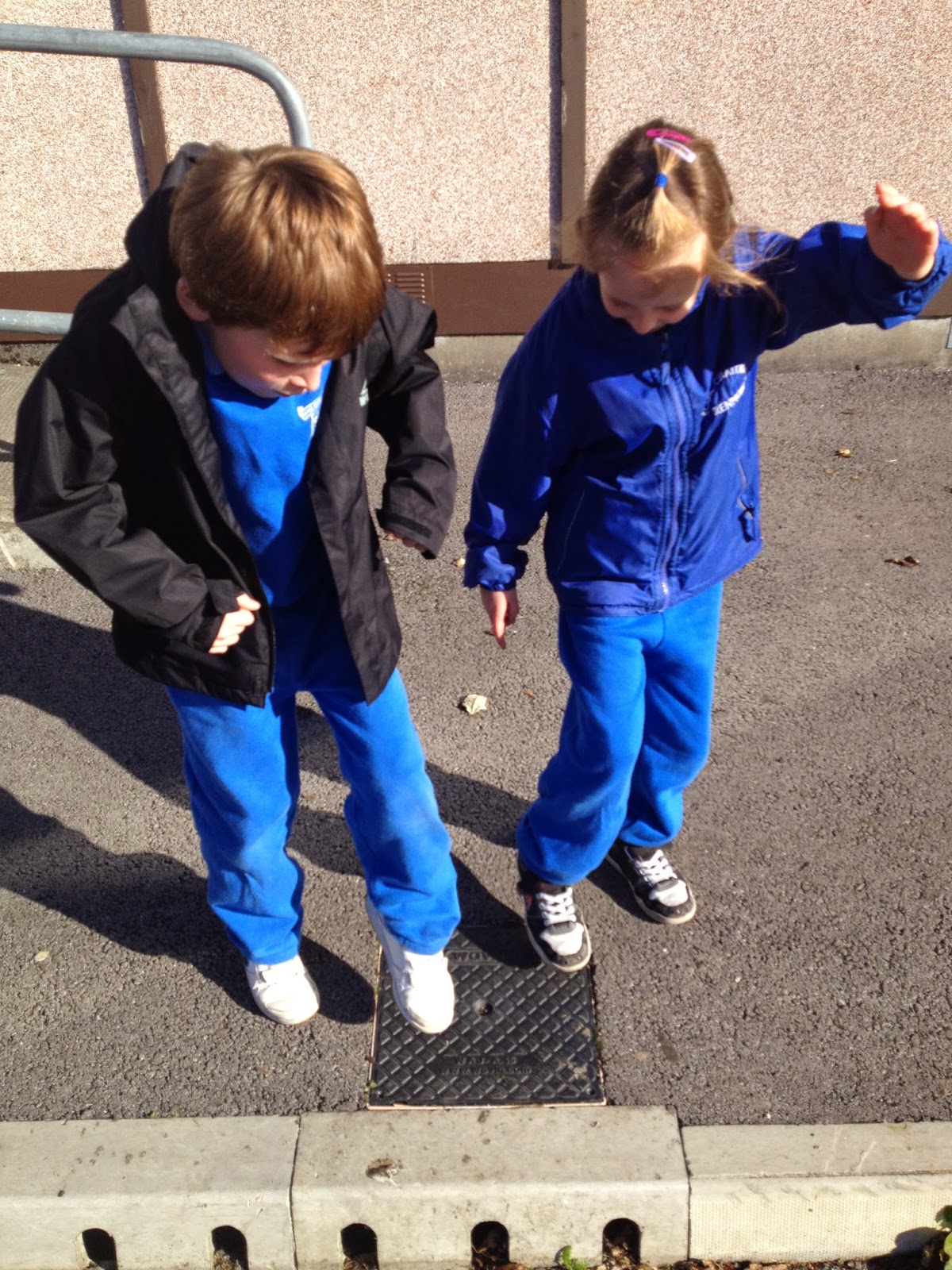 Maths Page: Shapes Walk