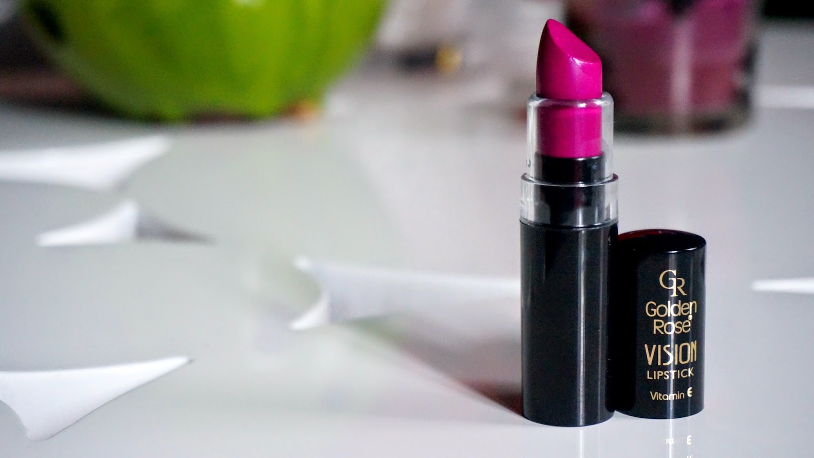 Paznokcie i usta tygodnia - Golden Rose Vision 124 / Semilac 094 & 103 ...