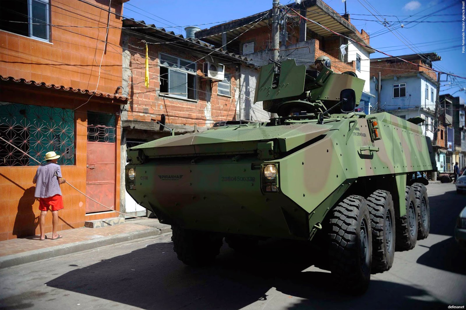 SNAFU!: Brazilian Military enters the slums...and a Brazilian Army ...