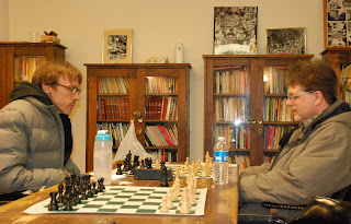 Boylston Chess Club Weblog: GODIN / NUTZMAN SHARE 1ST PLACE IN BCC 4SS