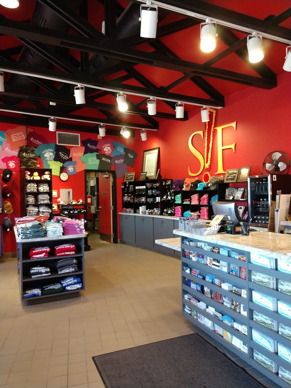 Siouxland Families Explore Falls Park in Sioux Falls