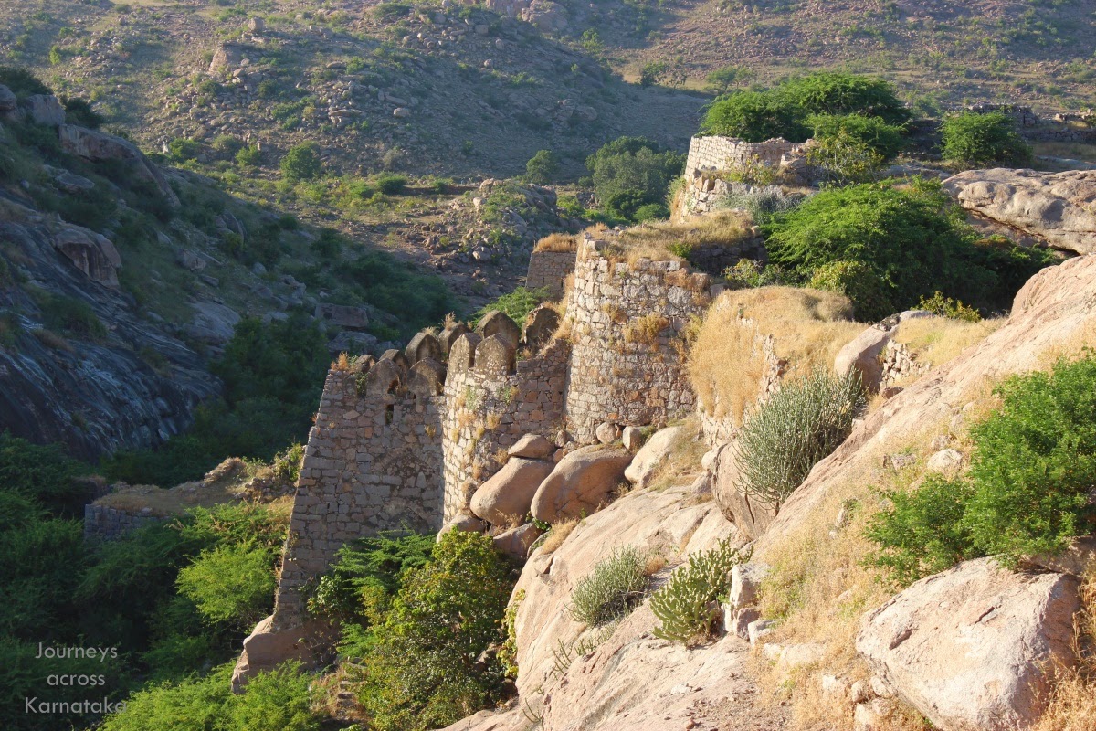 Journeys across Karnataka: Shahapur fort - part 2