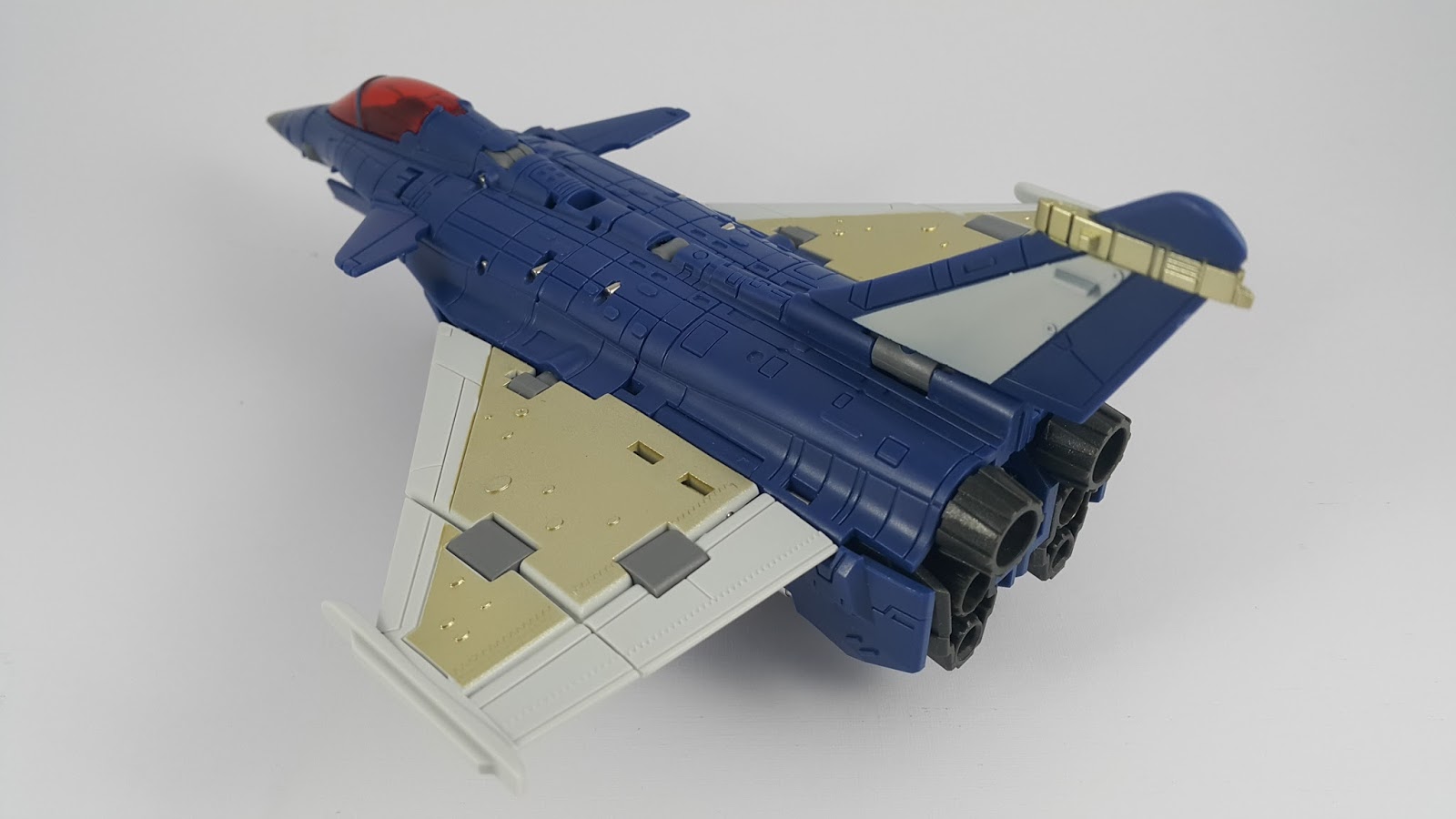 eToys Collection: TFC Hades H-01 Minos Review