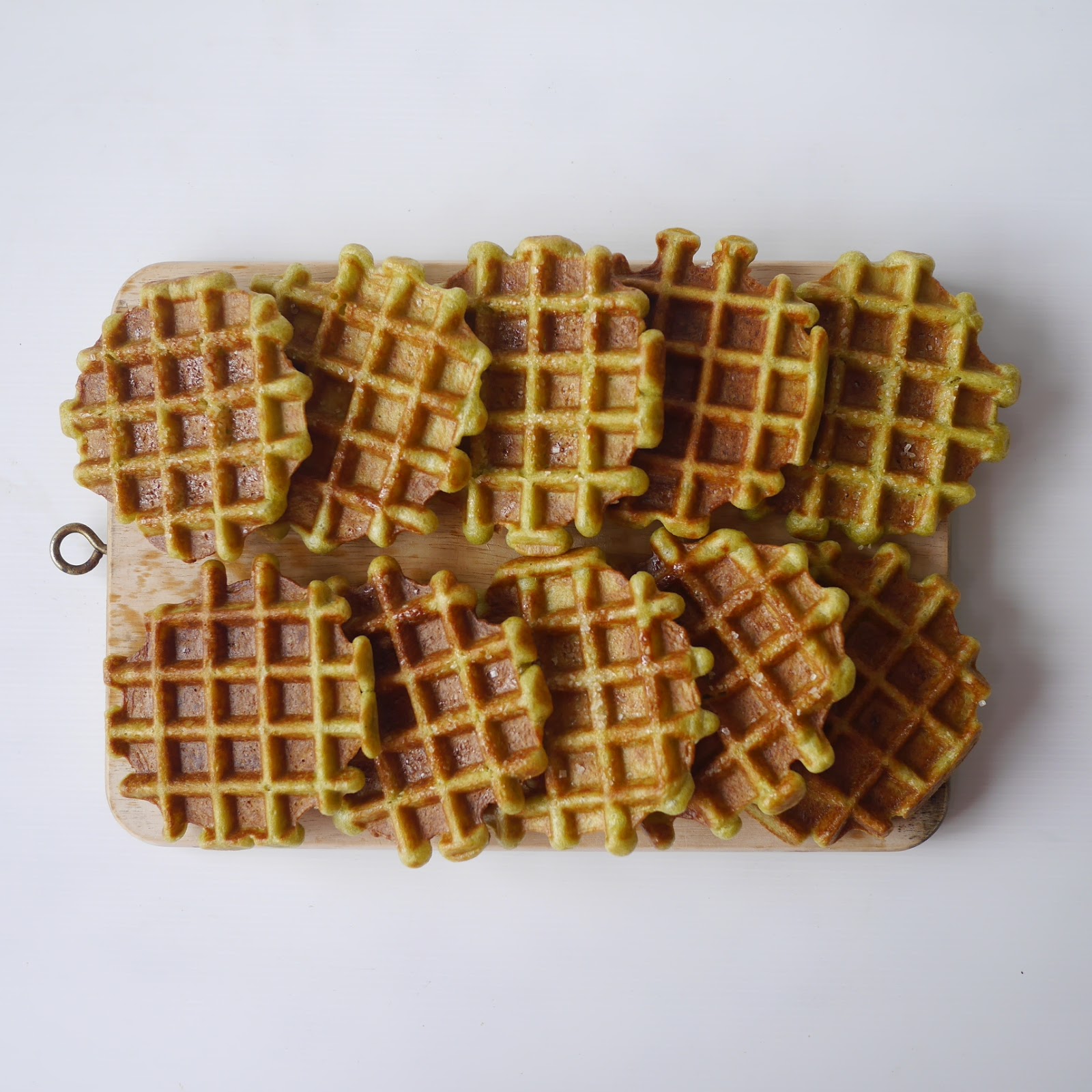 yellowfingers: {Recipe} Matcha Liege Waffles x Daniel Wellington