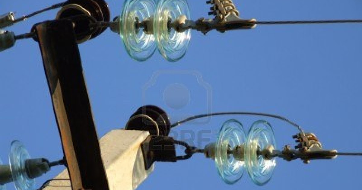 What Is Dielectric Strength ? - Electrical Axis