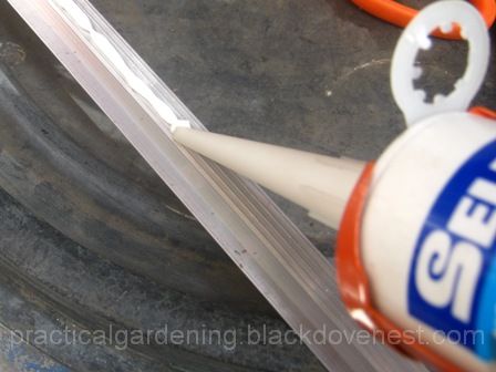 Practical Gardening: DIY Mini-Gutters to Collect Rain Water