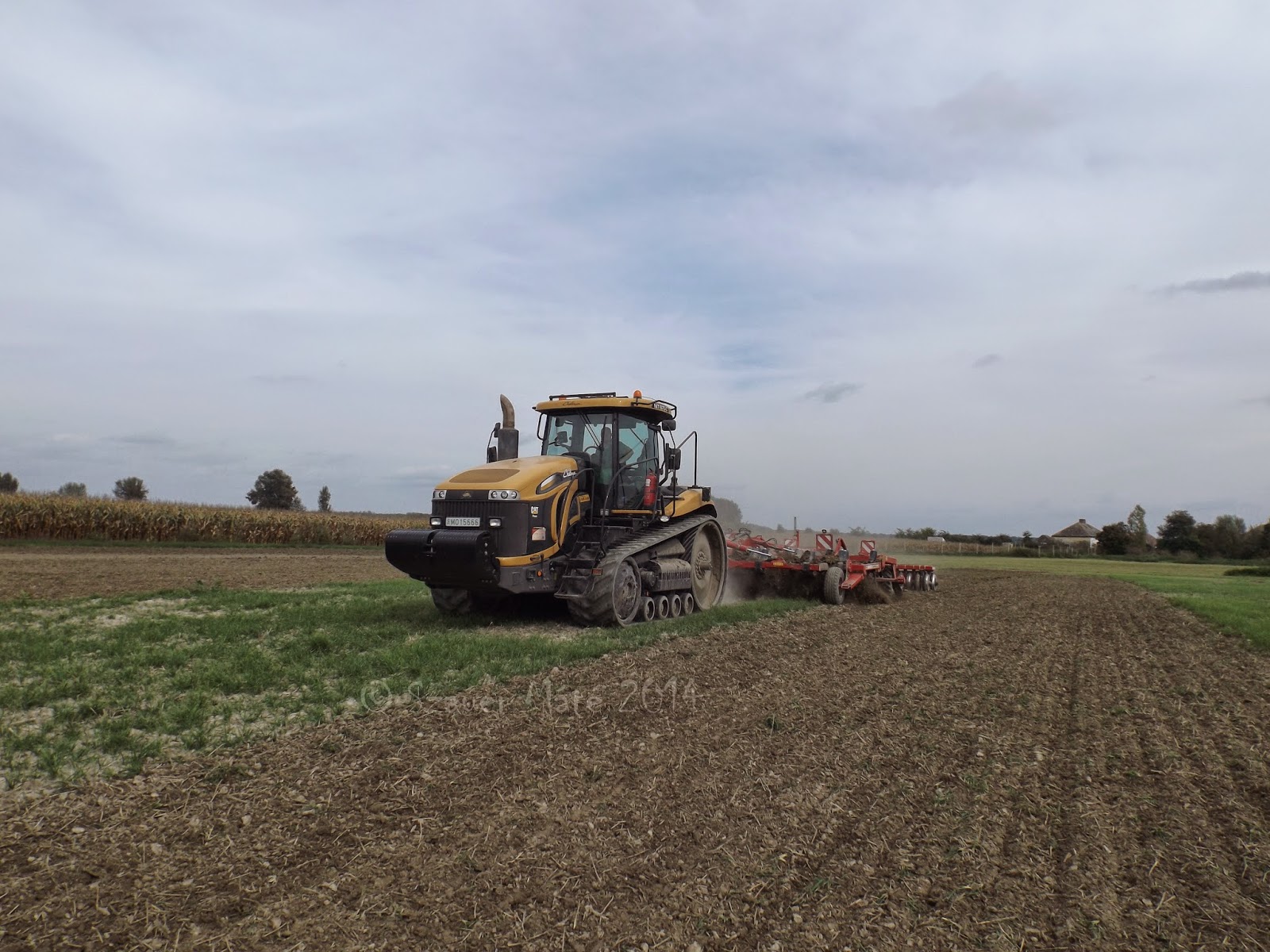 ..Mezőgépek..: Challenger MT875C + Horsch Tiger 6