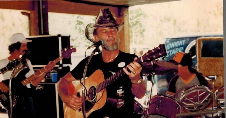 Gary's Country: Johnny Noles and the Big Still Lounge