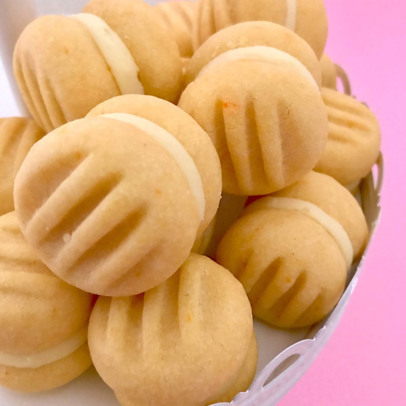 Mini Yo-Yos (Melting Moments)