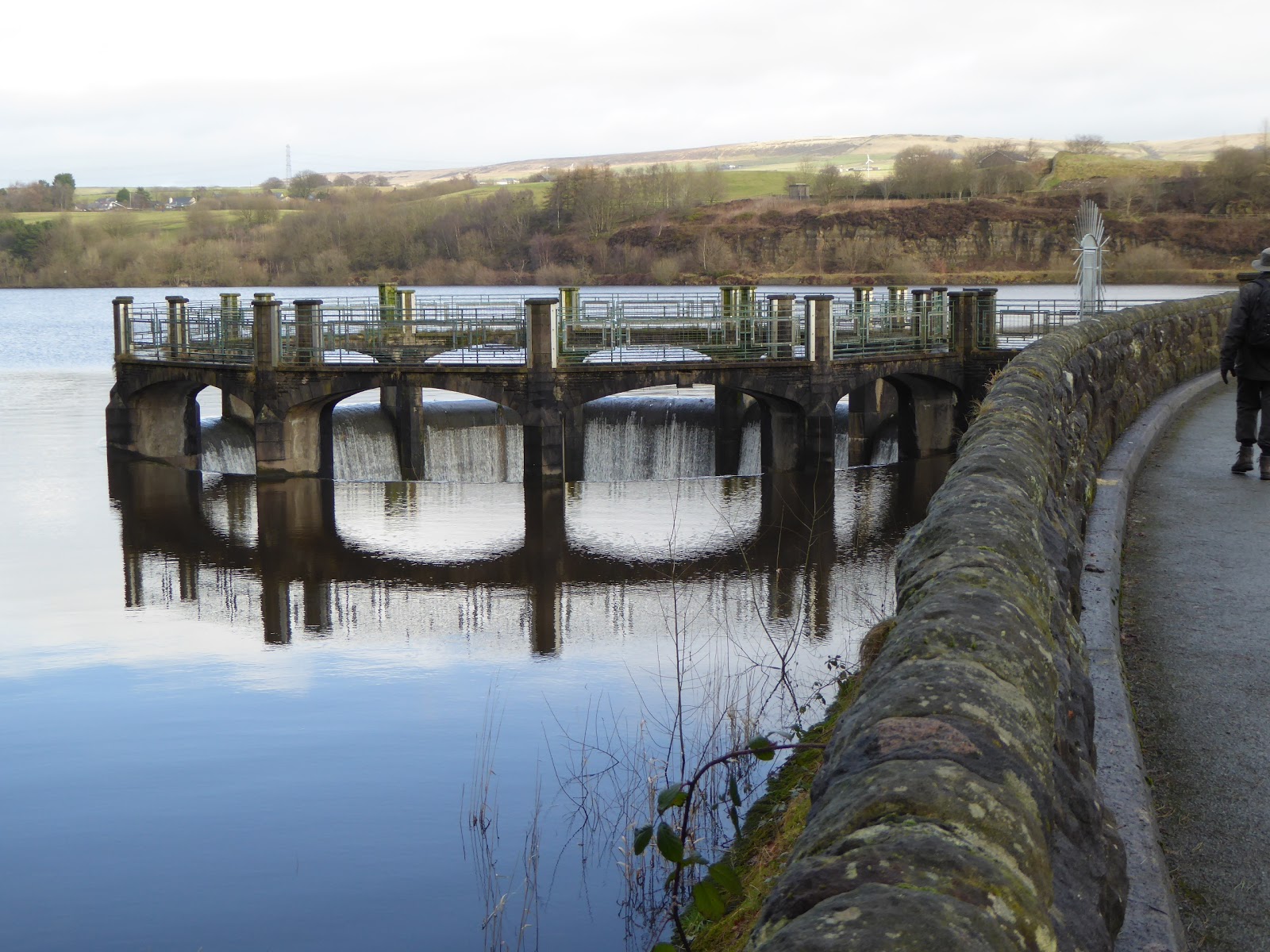 The Meanderthals: Entwistle and Wayoh reservoirs, more photos.
