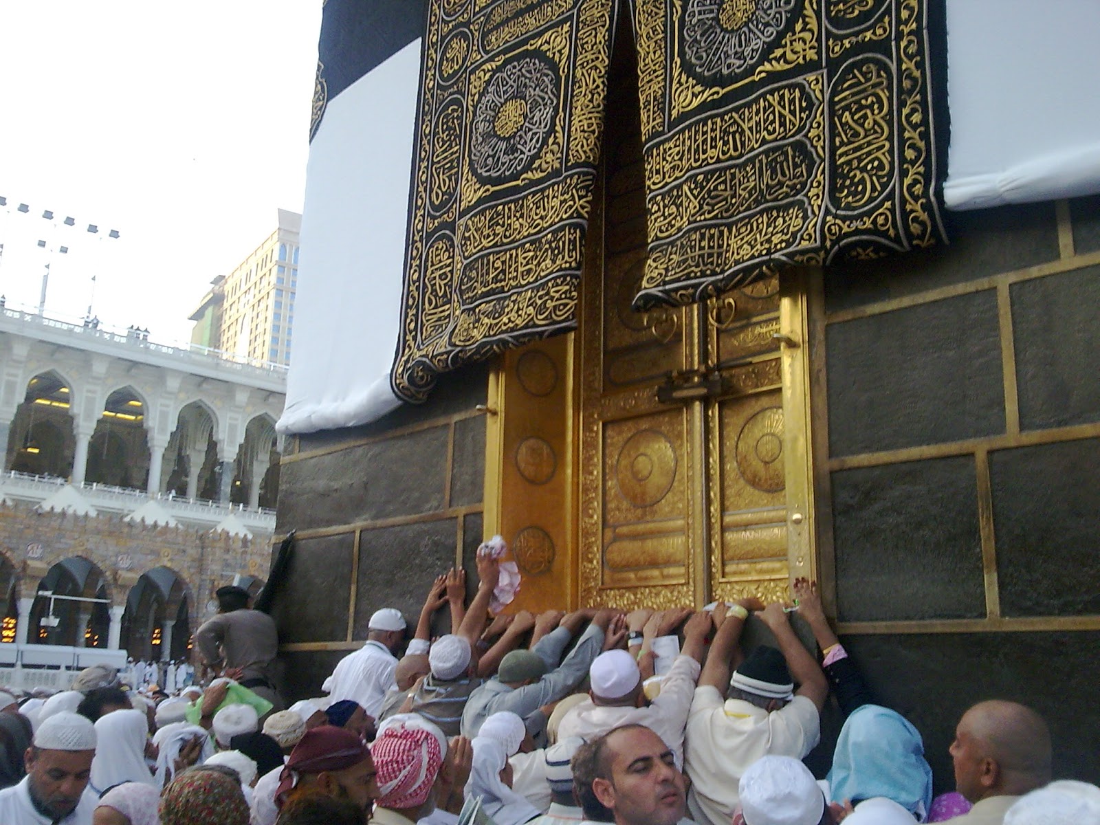 KHANA KABA: khana kaba door