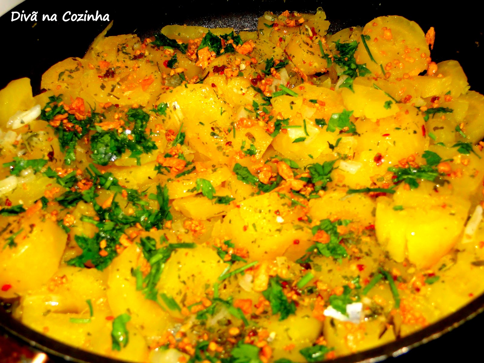 Divã na Cozinha: Batata Baroa - para acompanhar.