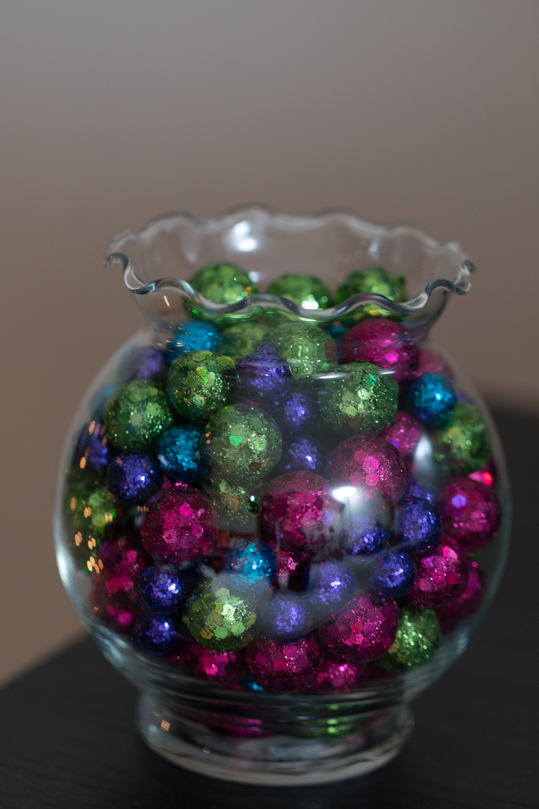 Christmas Home Tour: My Girly + Sparkly Christmas Decor! | Southern ...