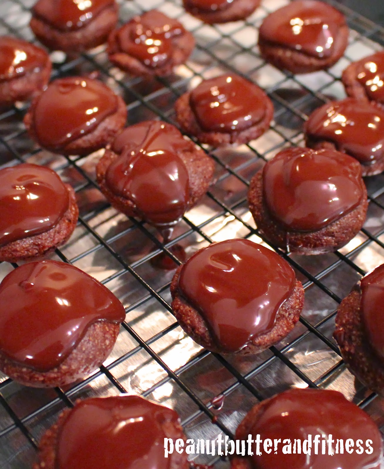 Thin Mint Bites - Peanut Butter and Fitness