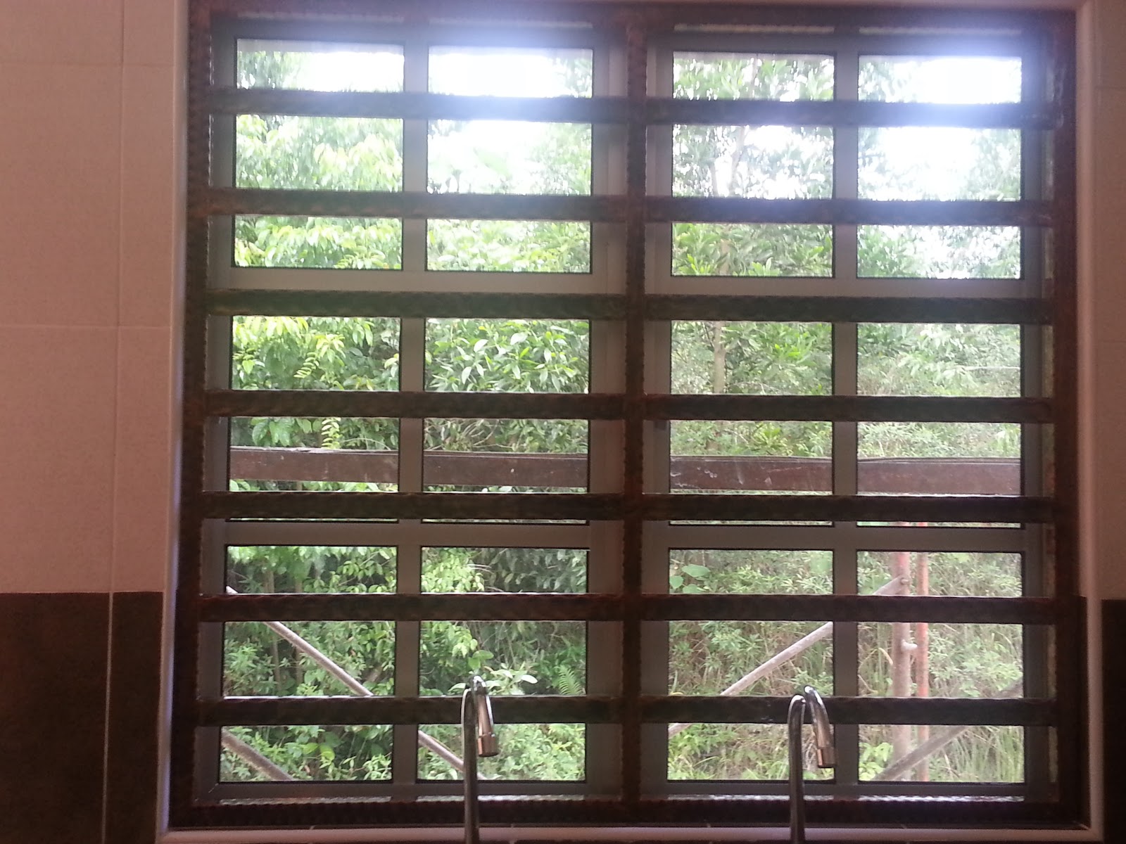 林顺興LIM SOON HING ENTERPRISE: WINDOW